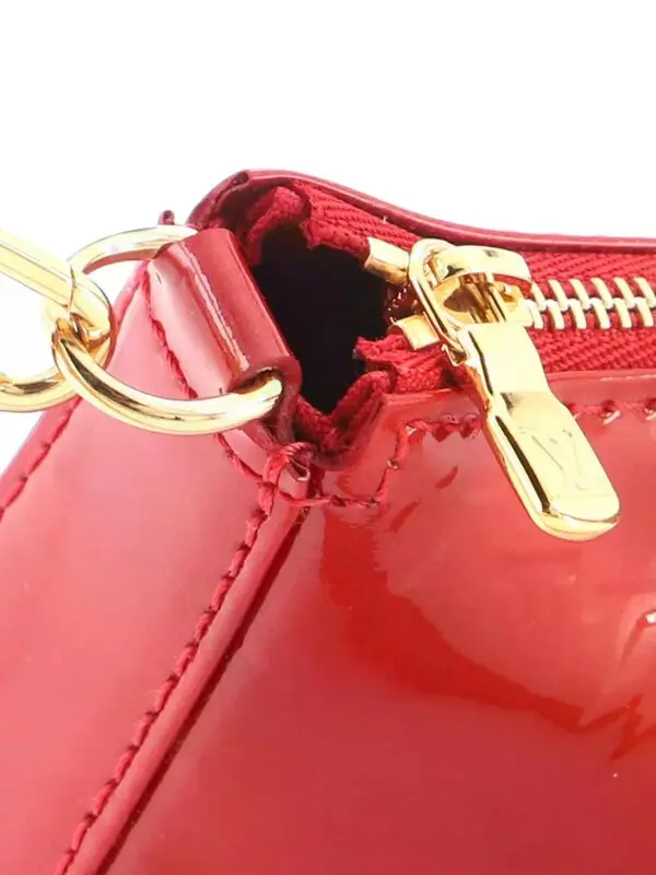 LOUIS VUITTON Pochette Accessoires Nm Monogram Vernis Shoulder Bag