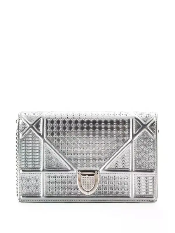 Dior Diorama Wallet On Chain Cannage Embossed Calfskin Clutch Bag - Silver