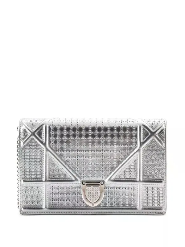 Dior Diorama Wallet On Chain Cannage Embossed Calfskin Clutch Bag - Silver