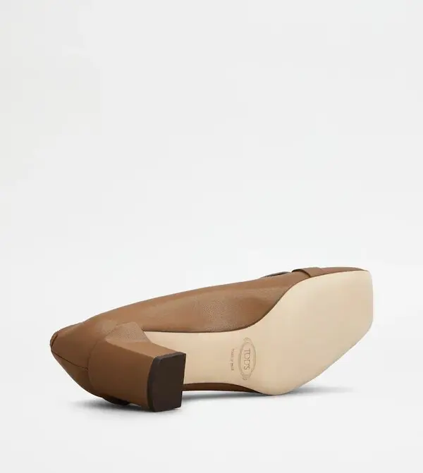 TOD'S Pumps In Leather