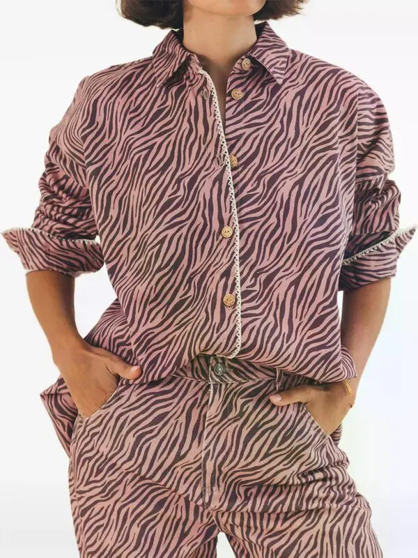 FAVORITE PEOPLE Lake Zebra-pattern Shirt