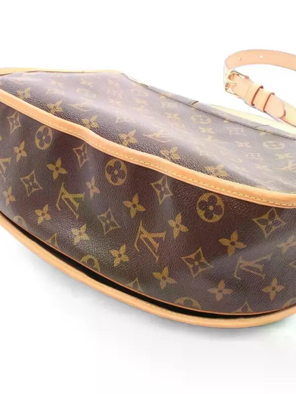LOUIS VUITTON 2011 Menilmontane Mm Monogram Shoulder Bag