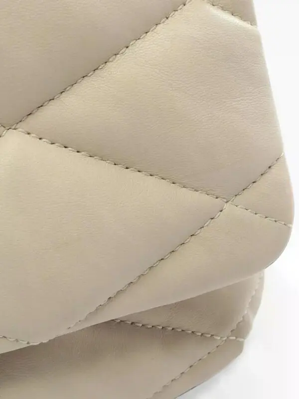 Saint Laurent 2010s Le 5 À 7 Quilted Shoulder Bag