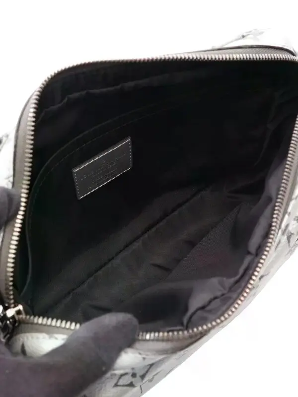 LOUIS VUITTON 2017 Pm Monogram Messenger Bag