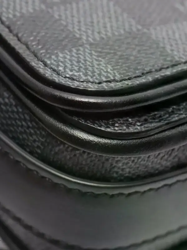 LOUIS VUITTON 2010s Damier Graphite 3d Shoulder Bag - Black
