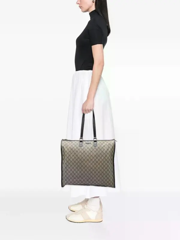 Gucci 2016-2026 Gg Supreme Tote Bag
