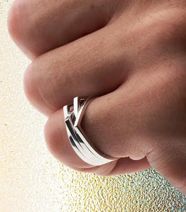 REPOSSI White Gold Antifer 4-band Ring