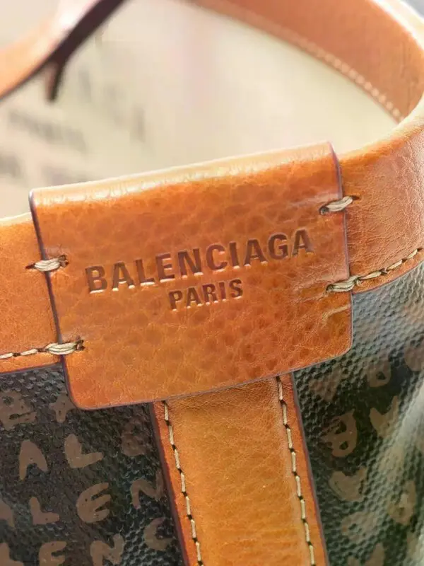 Balenciaga Medium Select Logo-print Tote Bag