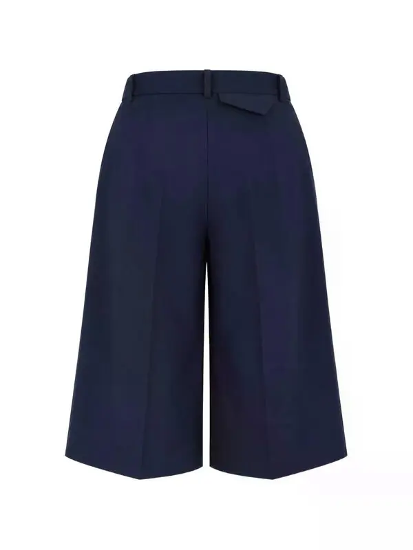 VICOLO Pleated Tailored Knee-length Shorts