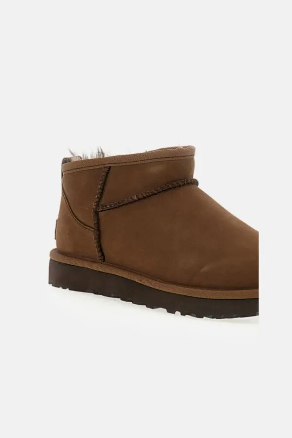 UGG Stivaletti Classic Ultra Mini In Nubuck
