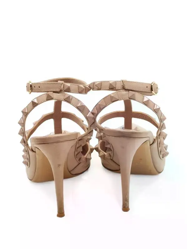 Valentino Garavani Rockstud Leather Pumps