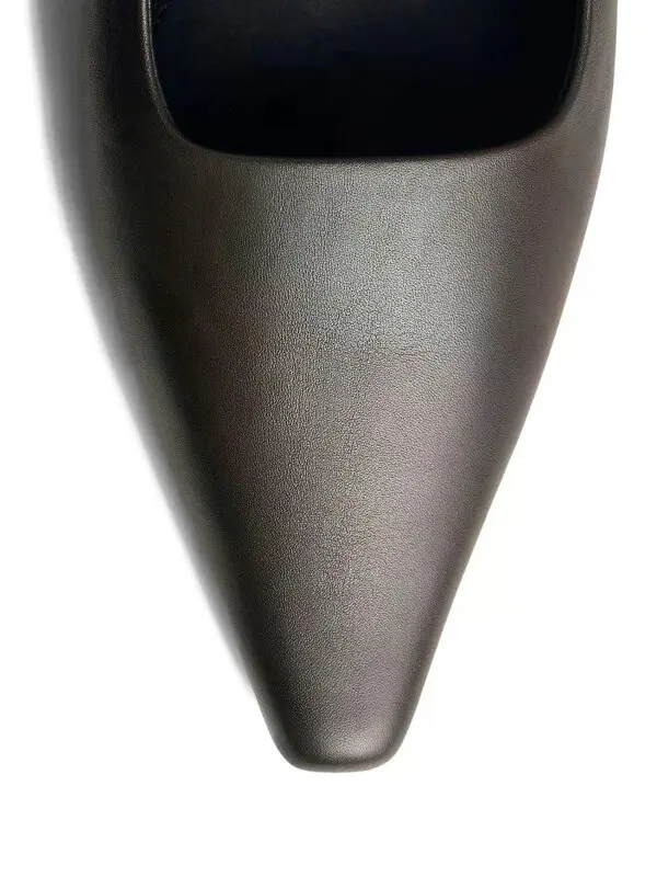 12 STOREEZ Pointed-toe Pumps