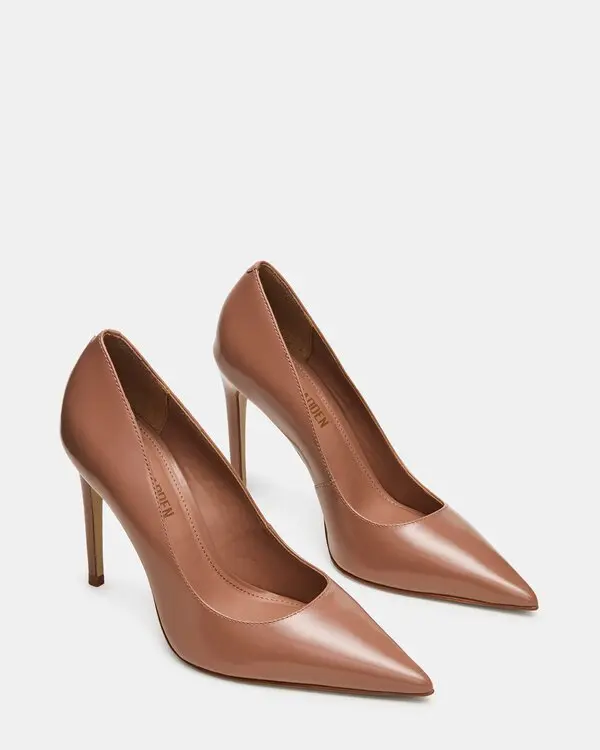 Steve Madden Noir Pointed Toe Heels