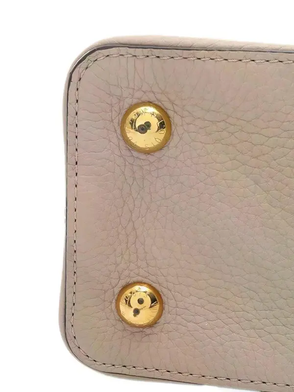 LOUIS VUITTON 2017 Taurillon Capucines Pm Satchel - Neutrals