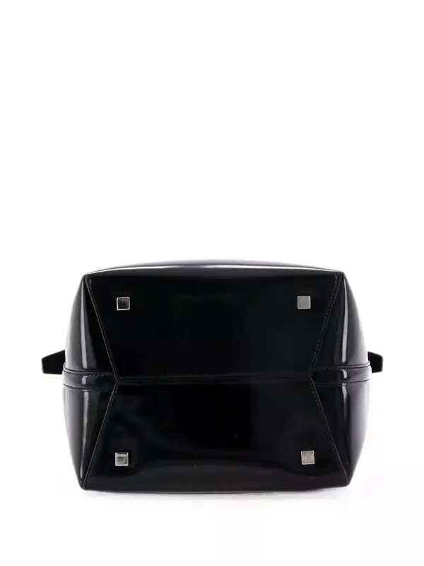 Saint Laurent Le 37 Patent Bucket Bag - Black