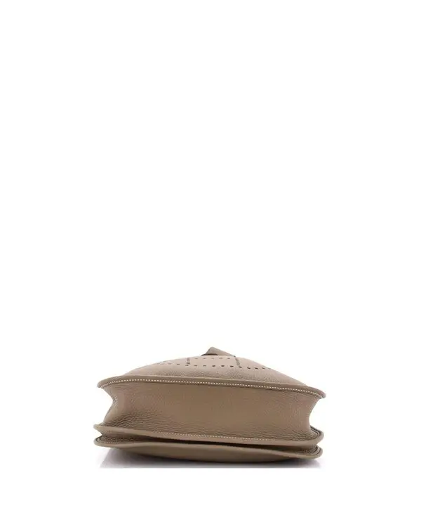 Hermès Evelyne Iii Clemence Crossbody - Gray