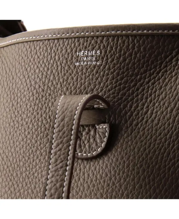 Hermès Evelyne Iii Clemence Crossbody - Gray
