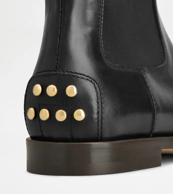 TOD'S Studded Chelsea Boots