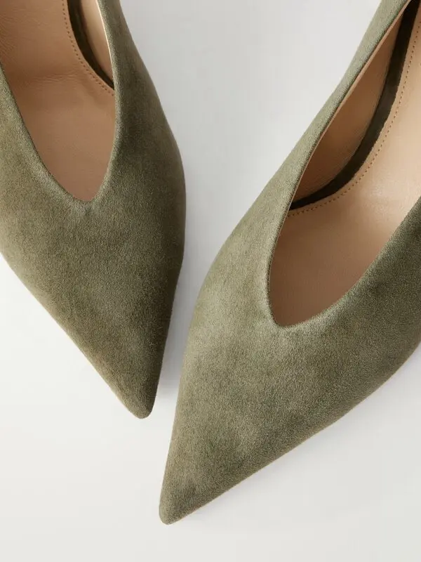 Le Monde Beryl Suede Pumps