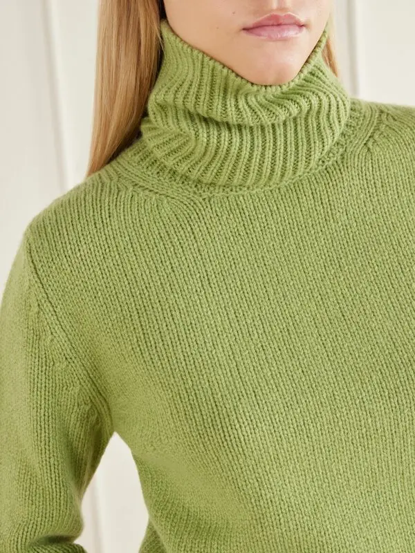 Giuliva Heritage The Tina Cashmere Turtleneck Sweater