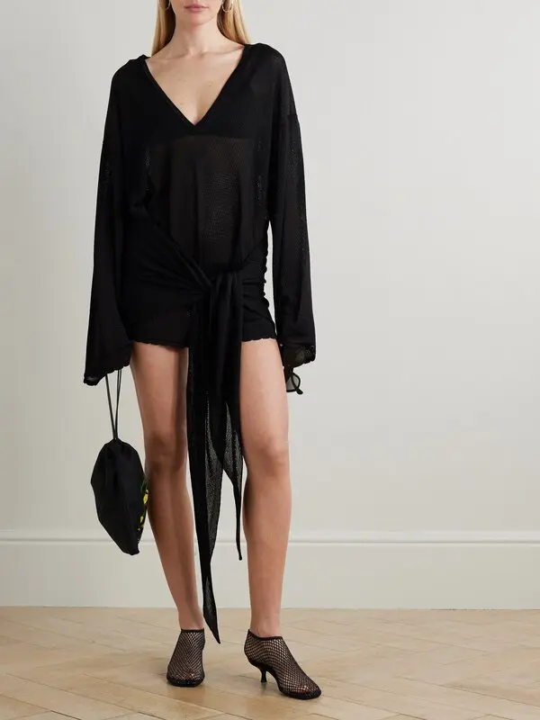 Attico Simple Lightweight Cover-up