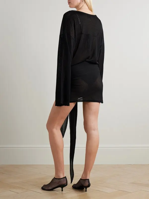 Attico Simple Lightweight Cover-up