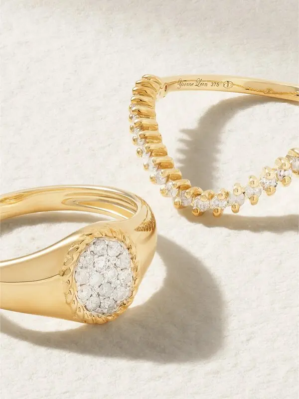 Yvonne Léon Minimalist Gold Ring
