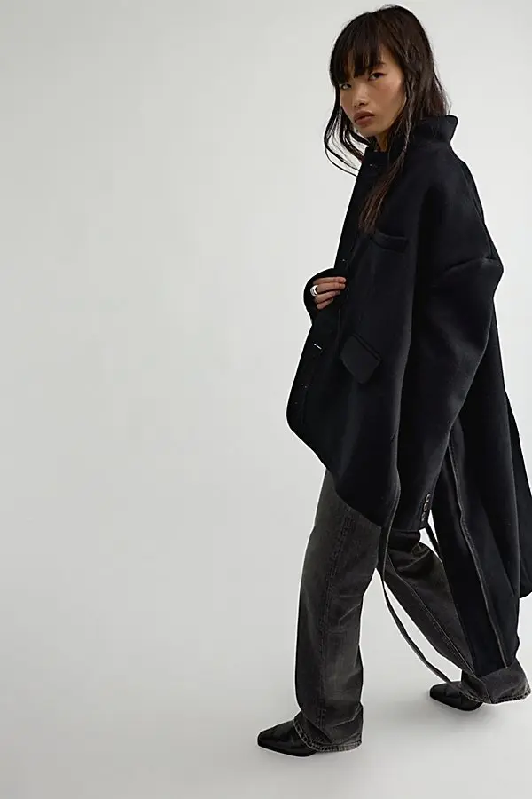 ASPARAGUS Asymmetrical Zipper Coat - Black