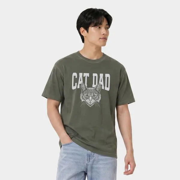 SIMPLY SAGE MARKET Cat Dad Sketch Garment Dyed T-shirt - Moss