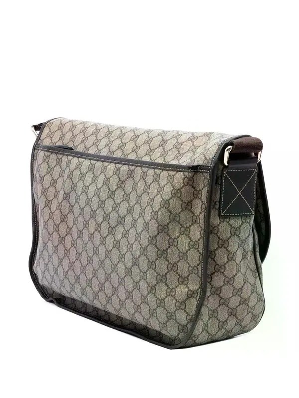Gucci 2021-2026 Gg Supreme Messenger Bag Crossbody Bag