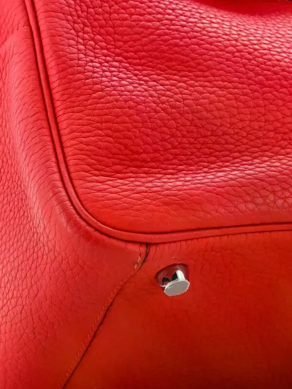Hermès Lindy Bag Clemence 26 Shoulder Bag - Red