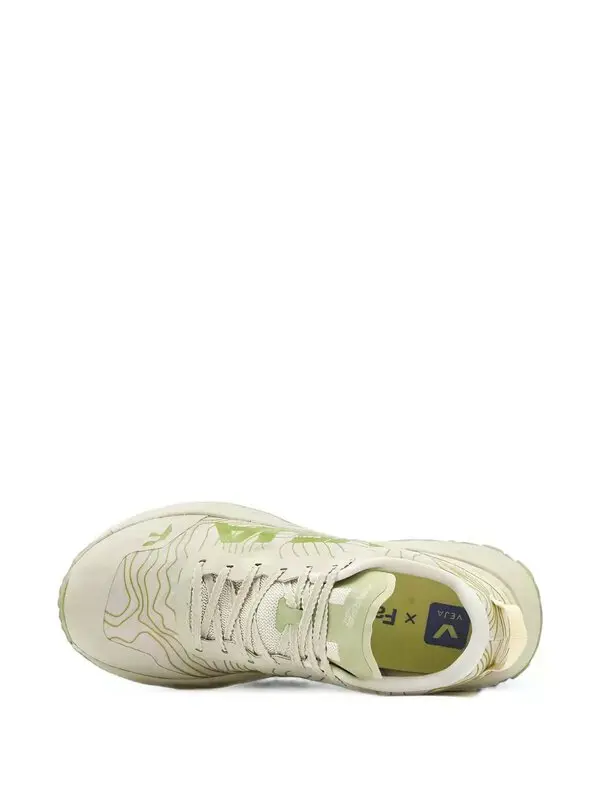 VEJA Harpie Trail Sneakers