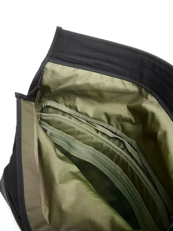 Thule Paramount Roll-top Shoulder Bag