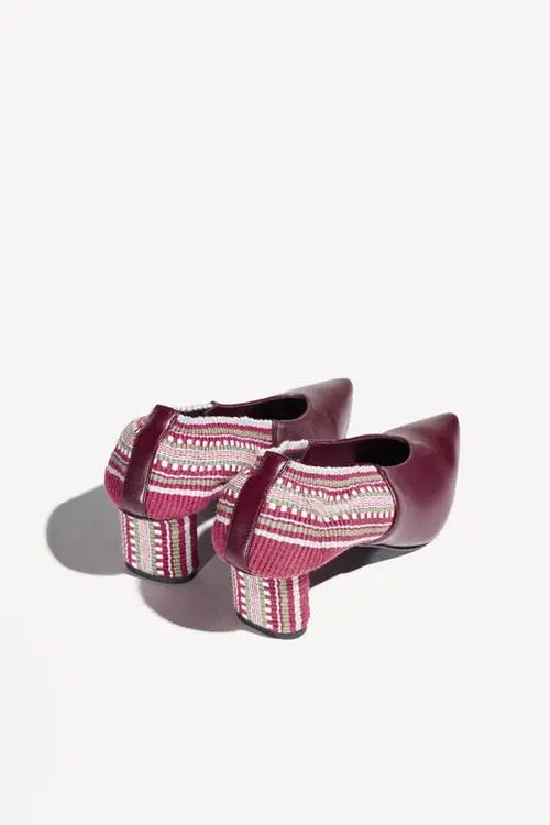 AMAMBAIH Ana Pumps - Wine
