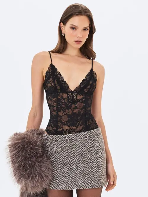 MISS CIRCLE NEW YORK Venetia Lace Plunging Bodysuit