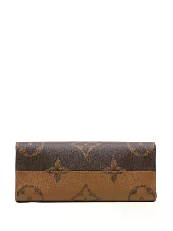 LOUIS VUITTON 2020 Monogram Reverse Giant Onthego Mm Satchel