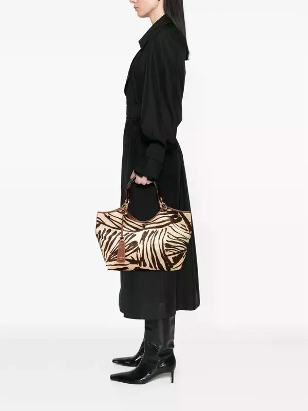 FERRAGAMO 2000-2026 Zebra Printed Straw Shopper Tote Bag