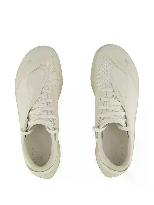 On Cloudboom Sneakers