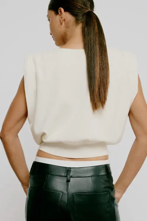 H&M Gathered Knit Top