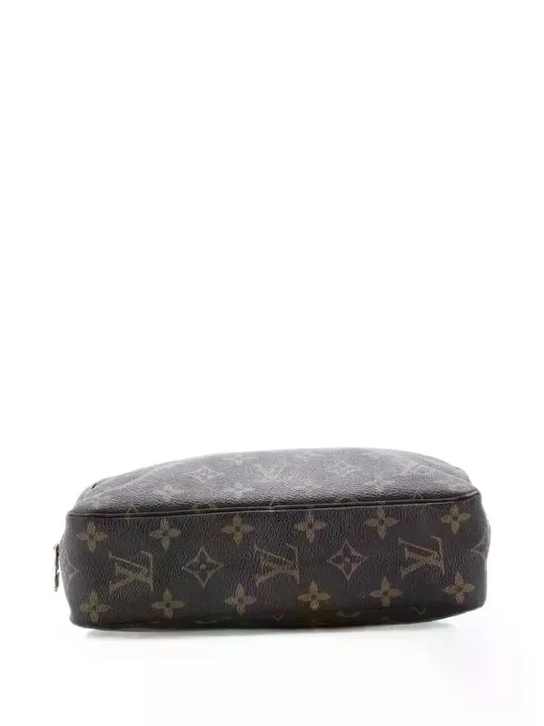 LOUIS VUITTON Trousse Toiletry Monogram Canvas 23 Pouch