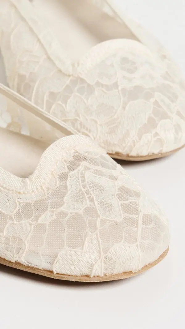 BRAVE PUDDING Lace Lights Flats