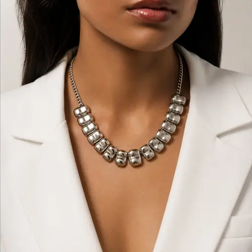 ALAIS BRANCHE Avani Pebble Necklace