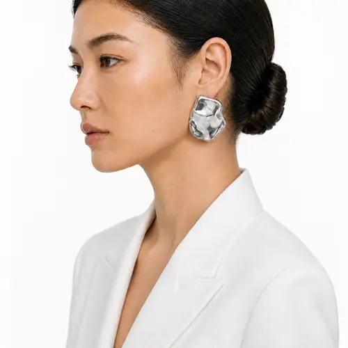 ALAIS BRANCHE Hallie Wavy Statement Earrings - Gold