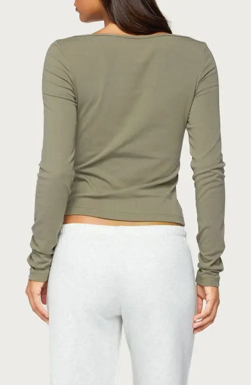 EDIKTED Savi Boat Neck Stretch Cotton Blend Top