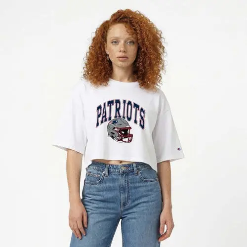 Champion New England Patriots Boyfriend Cropped T-shirt - White