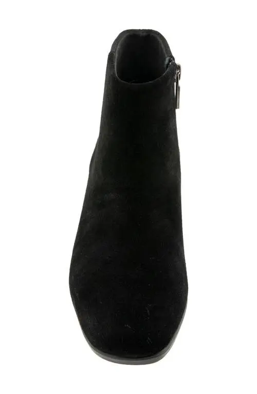 Munro Calia Leather Bootie