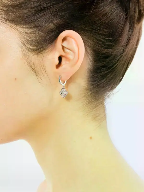 AGNES B. Garden Breeze Earrings