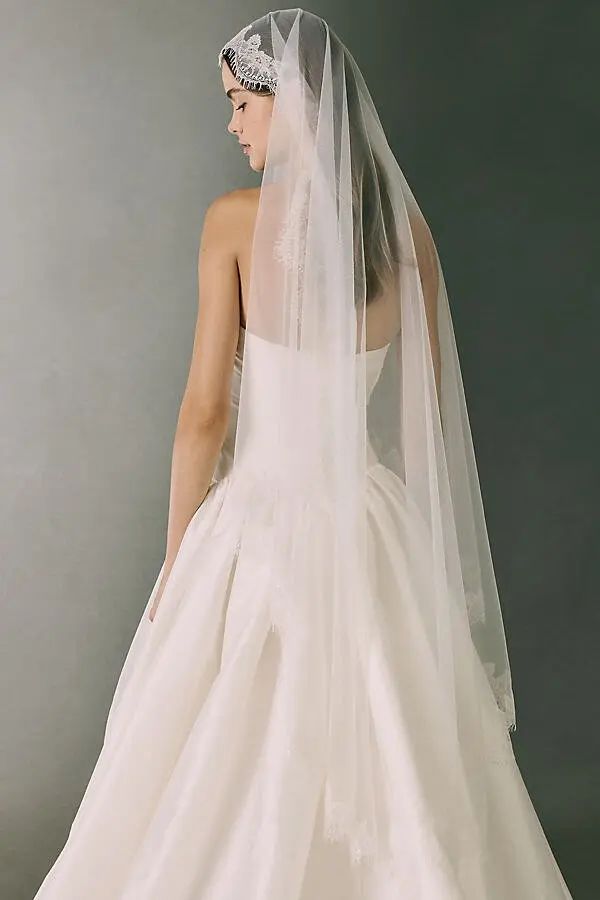 OFRENDA Clara Lace-edge Veil
