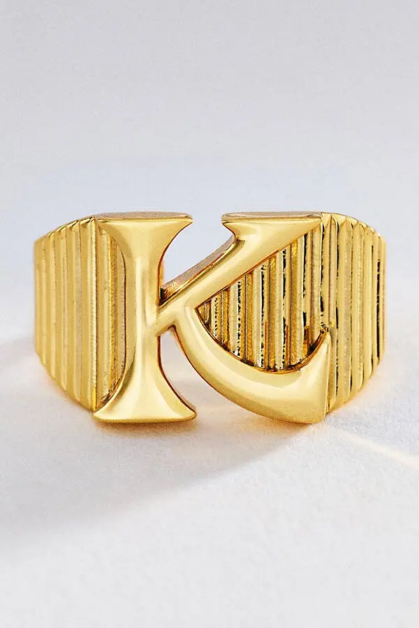 LUV AJ Itial Rige Signet Rg - K
