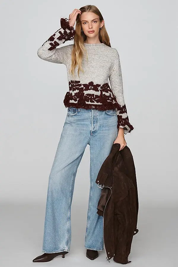 MANDINGA Huapi Tassel Sweater